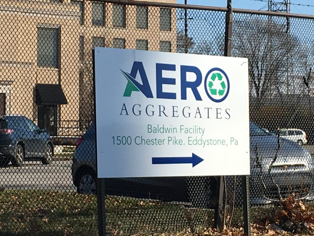 Aero Aggregates Sign